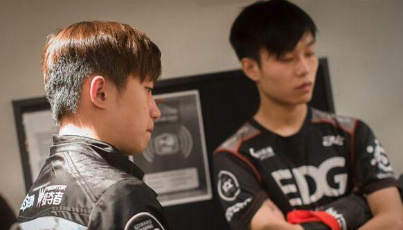 国内外玩家评EDG大战FNC：S5最大赢家UZI_游戏八爪_17173视频